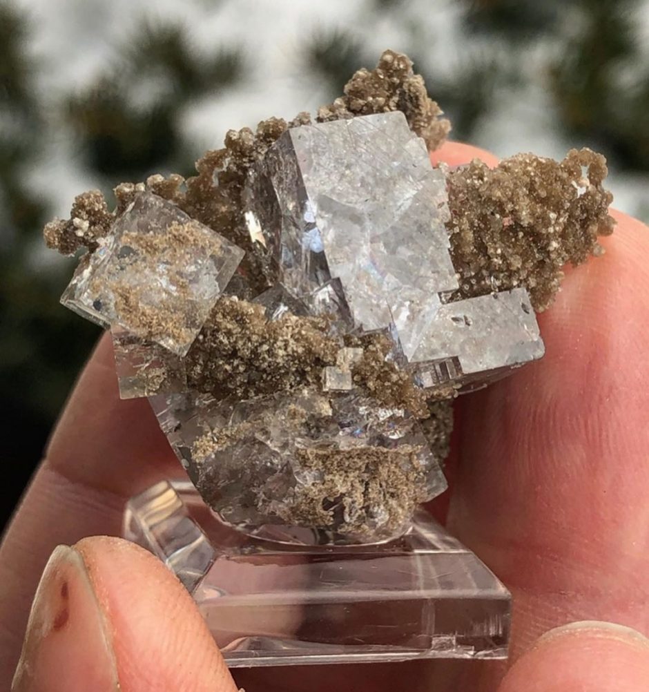 Where To Find Rocks - Articles and Maps to Mineral Collecting Locations